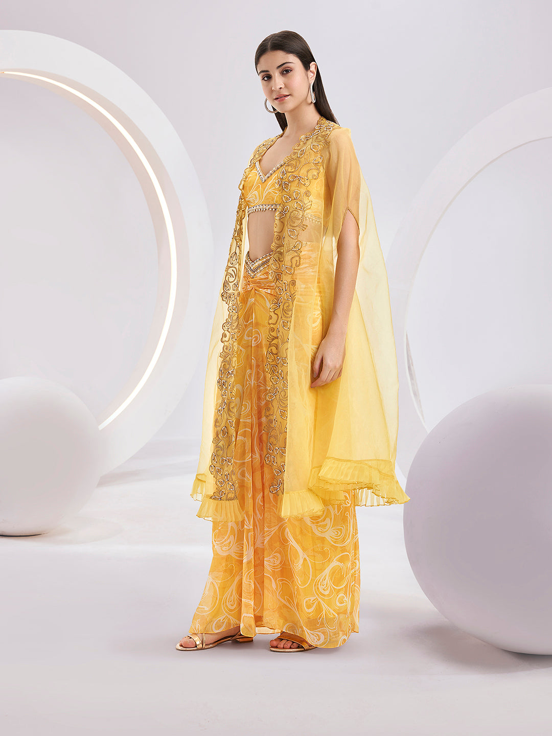 RUMI CAPE SET – bydivyaaggarwal